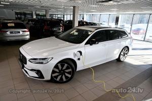 Balts Volvo V90 2025 Tallina, ar dzinēja tilpumu 2.00 L un nobraukumu 20 tūkst. km par 52990 €, foto 7 vietnē AUTOMOTO.COM.LV