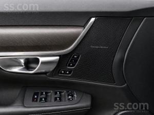 Dzeltens Volvo V90 2019 Jelgava, ar dzinēja tilpumu 2.00 L un nobraukumu 374 tūkst. km par 16500 €, foto 9 vietnē AUTOMOTO.COM.LV