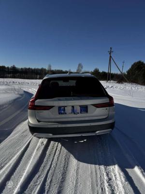 Желтый Вольво В90 2021 в Вильнюс, объемом двигателя 1.97 л и пробегом 162 тыс. км за 32900 €, фото 6 на AUTOMOTO.COM.LV