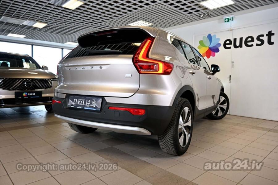 Beige Volvo XC40 2022 in Tallinn, with an engine capacity of 2.00 L and mileage of 54 thousand km for 34900 €, photo 4 on AUTOMOTO.COM.LV