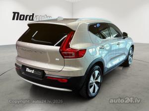 Beige Volvo XC40 2022 in Tallinn, with an engine capacity of 1.50 L and mileage of 60 thousand km for 26900 €, photo 3 on AUTOMOTO.COM.LV
