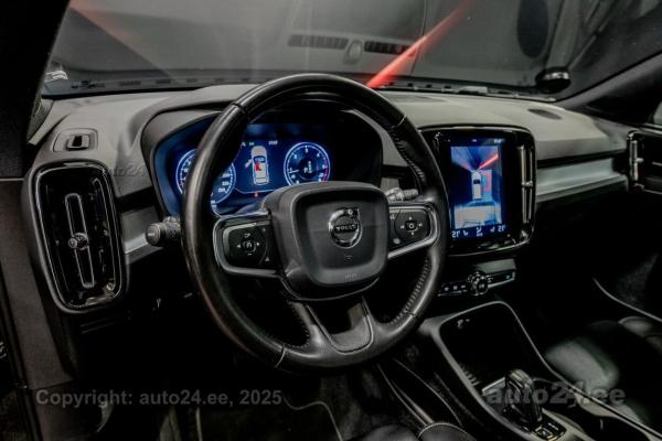 Черный Вольво XC40 2018 в Пярну, объемом двигателя 2.00 л и пробегом 176 тыс. км за 21900 €, фото 11 на AUTOMOTO.COM.LV