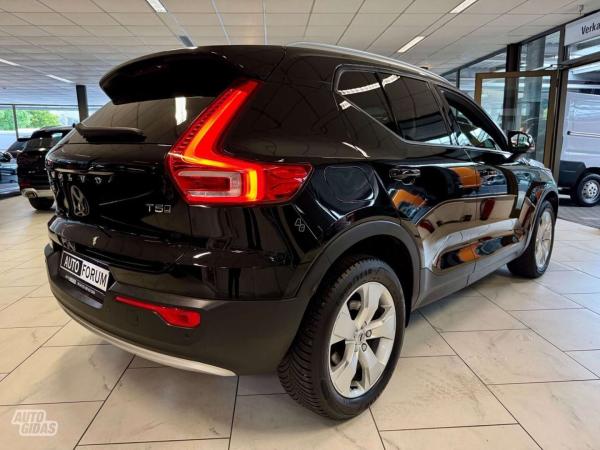 Melns Volvo XC40 2018 Kauņa, ar dzinēja tilpumu 2.00 L un nobraukumu 75 tūkst. km par 29600 €, foto 9 vietnē AUTOMOTO.COM.LV