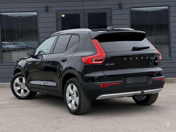 Melns Volvo XC40 2018 Šauļi, ar dzinēja tilpumu 1.97 L un nobraukumu 210 tūkst. km par 17990 €, foto 2 vietnē AUTOMOTO.COM.LV