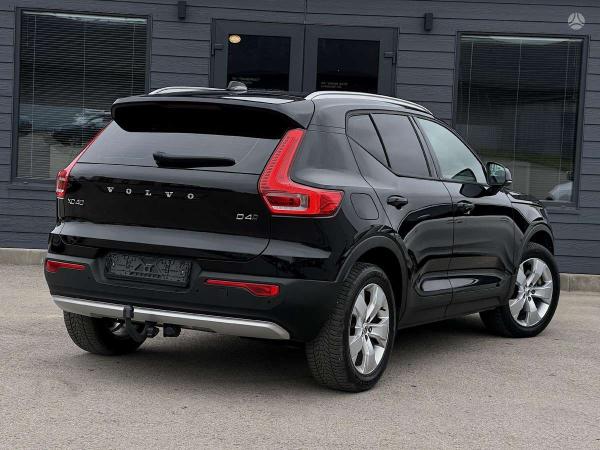 Melns Volvo XC40 2018 Šauļi, ar dzinēja tilpumu 1.97 L un nobraukumu 210 tūkst. km par 17990 €, foto 4 vietnē AUTOMOTO.COM.LV