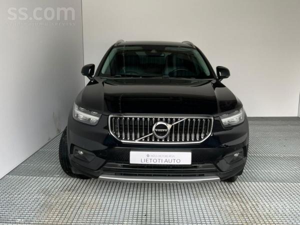 Черный Вольво XC40 2018 в Рига, объемом двигателя 2.00 л и пробегом 136 тыс. км за 18990 €, фото 2 на AUTOMOTO.COM.LV