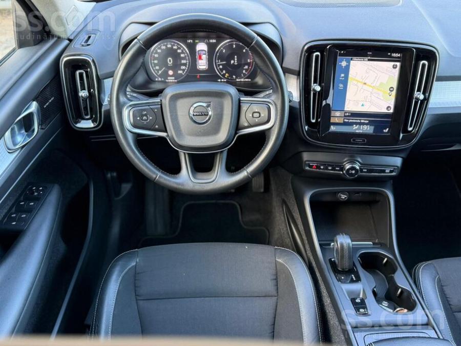 Melns Volvo XC40 2018 Rīga, ar dzinēja tilpumu 2.00 L un nobraukumu 227 tūkst. km par 17990 €, foto 11 vietnē AUTOMOTO.COM.LV