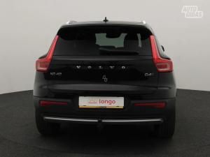 Black Volvo XC40 2018 in Vilnius, with an engine capacity of 2.00 L and mileage of 202 thousand km for 20199 €, photo 6 on AUTOMOTO.COM.LV