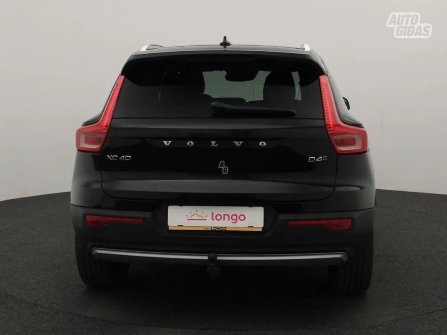 Black Volvo XC40 2018 in Vilnius, with an engine capacity of 2.00 L and mileage of 202 thousand km for 20199 €, photo 6 on AUTOMOTO.COM.LV