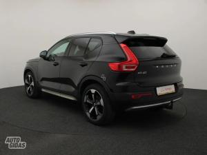 Black Volvo XC40 2018 in Vilnius, with an engine capacity of 2.00 L and mileage of 202 thousand km for 20199 €, photo 8 on AUTOMOTO.COM.LV