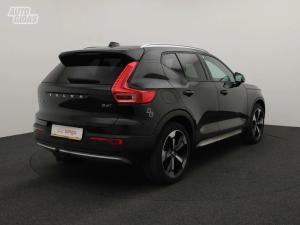 Black Volvo XC40 2018 in Vilnius, with an engine capacity of 2.00 L and mileage of 202 thousand km for 20199 €, photo 9 on AUTOMOTO.COM.LV