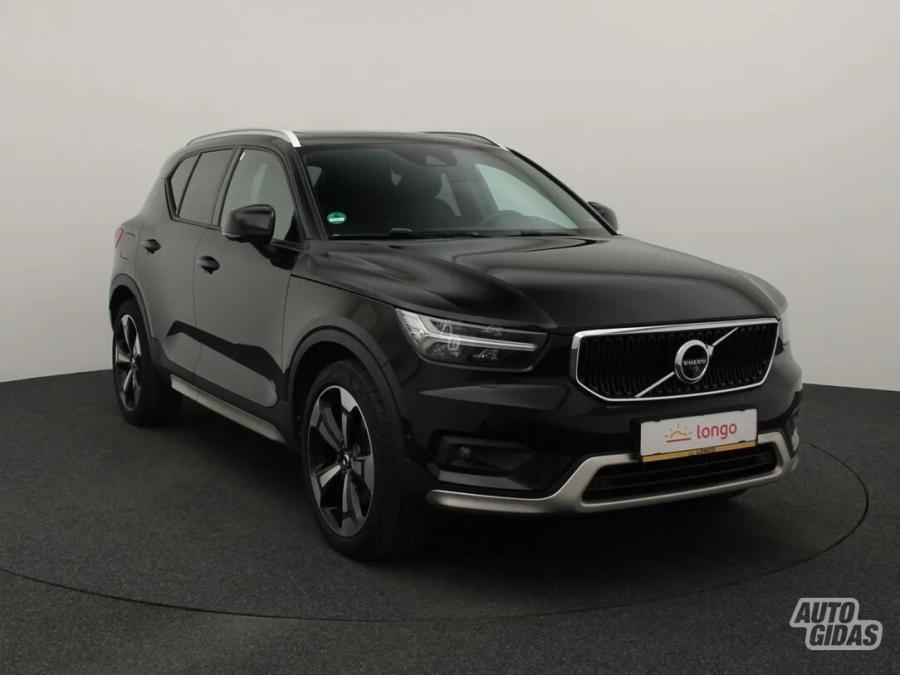 Black Volvo XC40 2018 in Vilnius, with an engine capacity of 2.00 L and mileage of 202 thousand km for 20199 €, photo 11 on AUTOMOTO.COM.LV
