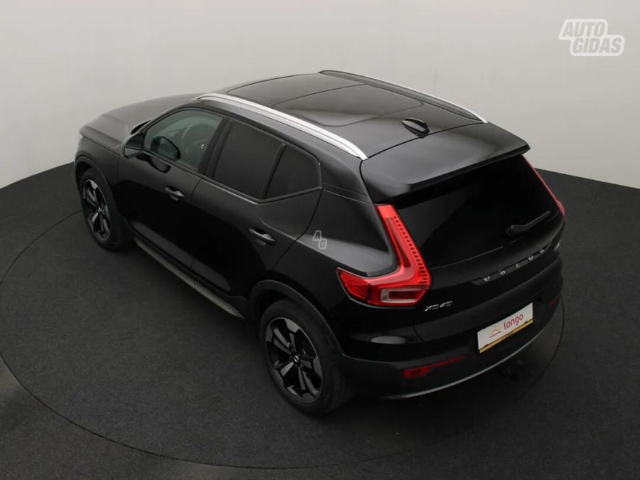 Black Volvo XC40 2018 in Vilnius, with an engine capacity of 2.00 L and mileage of 202 thousand km for 20199 €, photo 13 on AUTOMOTO.COM.LV