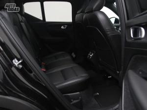 Black Volvo XC40 2018 in Vilnius, with an engine capacity of 2.00 L and mileage of 202 thousand km for 20199 €, photo 16 on AUTOMOTO.COM.LV