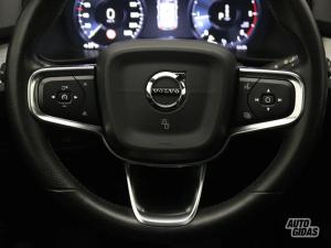 Black Volvo XC40 2018 in Vilnius, with an engine capacity of 2.00 L and mileage of 202 thousand km for 20199 €, photo 19 on AUTOMOTO.COM.LV