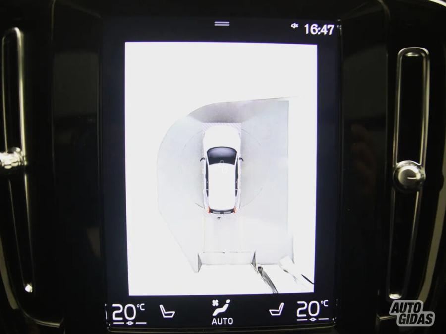 Black Volvo XC40 2018 in Vilnius, with an engine capacity of 2.00 L and mileage of 202 thousand km for 20199 €, photo 26 on AUTOMOTO.COM.LV