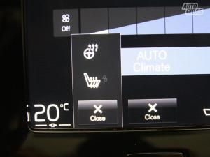 Black Volvo XC40 2018 in Vilnius, with an engine capacity of 2.00 L and mileage of 202 thousand km for 20199 €, photo 31 on AUTOMOTO.COM.LV
