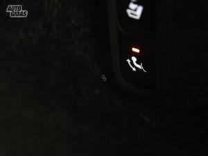 Black Volvo XC40 2018 in Vilnius, with an engine capacity of 2.00 L and mileage of 202 thousand km for 20199 €, photo 38 on AUTOMOTO.COM.LV