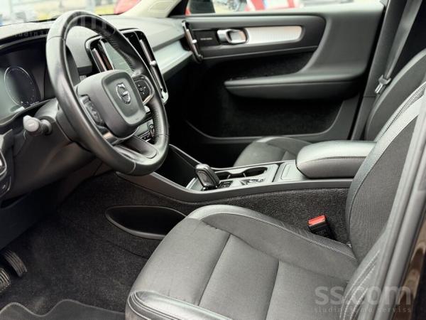 Черный Вольво XC40 2018 в Рига, объемом двигателя 2.00 л и пробегом 227 тыс. км за 17950 €, фото 7 на AUTOMOTO.COM.LV