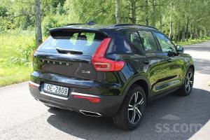Melns Volvo XC40 2018 Tukums, ar dzinēja tilpumu 2.00 L un nobraukumu 280 tūkst. km par 16900 €, foto 7 vietnē AUTOMOTO.COM.LV