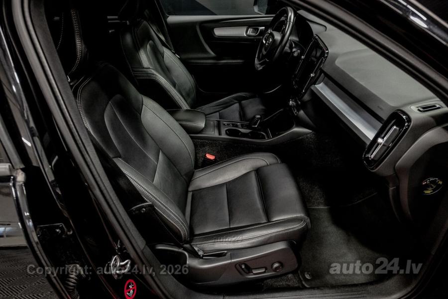 Melns Volvo XC40 2018 Pērnava, ar dzinēja tilpumu 2.00 L un nobraukumu 213 tūkst. km par 19990 €, foto 15 vietnē AUTOMOTO.COM.LV