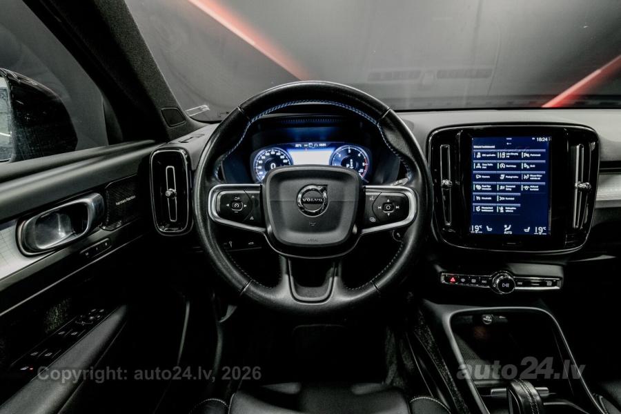 Melns Volvo XC40 2018 Pērnava, ar dzinēja tilpumu 2.00 L un nobraukumu 213 tūkst. km par 19990 €, foto 18 vietnē AUTOMOTO.COM.LV