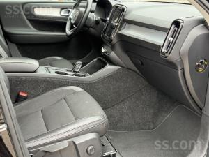 Melns Volvo XC40 2018 Rīga, ar dzinēja tilpumu 2.00 L un nobraukumu 227 tūkst. km par 17400 €, foto 15 vietnē AUTOMOTO.COM.LV