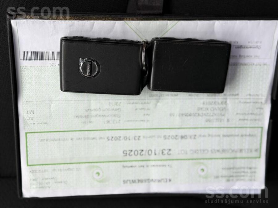Melns Volvo XC40 2018 Rīga, ar dzinēja tilpumu 2.00 L un nobraukumu 227 tūkst. km par 17400 €, foto 18 vietnē AUTOMOTO.COM.LV