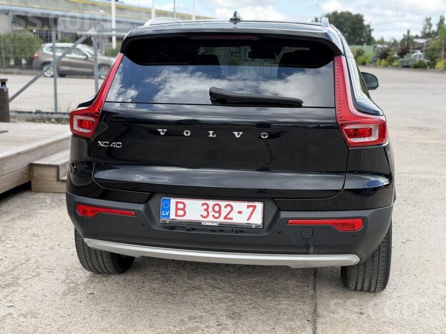 Melns Volvo XC40 2018 Rīga, ar dzinēja tilpumu 2.00 L un nobraukumu 227 tūkst. km par 17400 €, foto 20 vietnē AUTOMOTO.COM.LV
