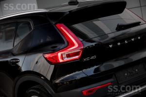 Черный Вольво XC40 2018 в Елгава, объемом двигателя 2.00 л и пробегом 197 тыс. км за 18500 €, фото 4 на AUTOMOTO.COM.LV