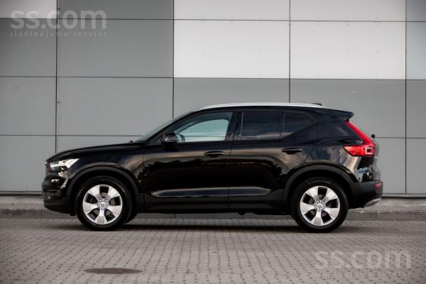 Black Volvo XC40 2018 in Jelgava, with an engine capacity of 2.00 L and mileage of 197 thousand km for 18500 €, photo 6 on AUTOMOTO.COM.LV