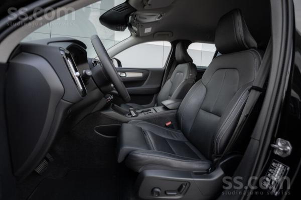 Melns Volvo XC40 2018 Jelgava, ar dzinēja tilpumu 2.00 L un nobraukumu 197 tūkst. km par 18500 €, foto 8 vietnē AUTOMOTO.COM.LV