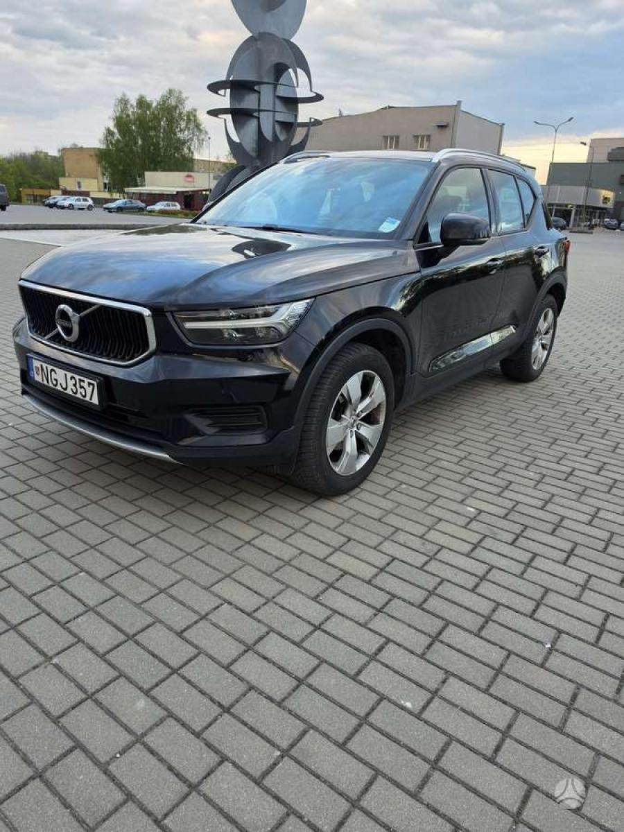 Черный Вольво XC40 2018 в Алитус, объемом двигателя 1.97 л и пробегом 195 тыс. км за 15300 €, фото 3 на AUTOMOTO.COM.LV