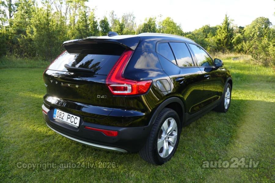 Melns Volvo XC40 2018 Tallina, ar dzinēja tilpumu 2.00 L un nobraukumu 154 tūkst. km par 21900 €, foto 3 vietnē AUTOMOTO.COM.LV
