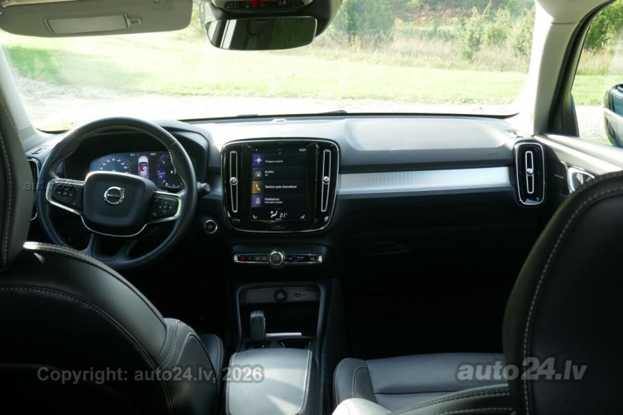 Melns Volvo XC40 2018 Tallina, ar dzinēja tilpumu 2.00 L un nobraukumu 154 tūkst. km par 21900 €, foto 5 vietnē AUTOMOTO.COM.LV