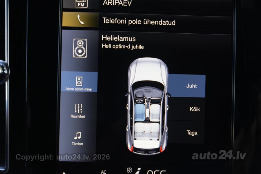 Melns Volvo XC40 2018 Tallina, ar dzinēja tilpumu 2.00 L un nobraukumu 154 tūkst. km par 21900 €, foto 24 vietnē AUTOMOTO.COM.LV