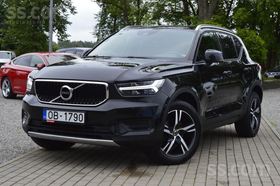 Melns Volvo XC40 2019 Tukums, ar dzinēja tilpumu 2.00 L un nobraukumu 228 tūkst. km par 17995 €, foto 1 vietnē AUTOMOTO.COM.LV
