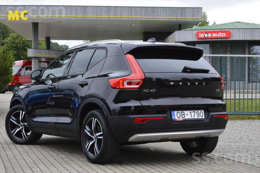 Melns Volvo XC40 2019 Tukums, ar dzinēja tilpumu 2.00 L un nobraukumu 228 tūkst. km par 17995 €, foto 4 vietnē AUTOMOTO.COM.LV