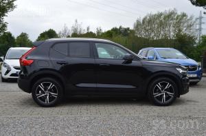Melns Volvo XC40 2019 Tukums, ar dzinēja tilpumu 2.00 L un nobraukumu 228 tūkst. km par 17995 €, foto 7 vietnē AUTOMOTO.COM.LV
