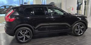 Melns Volvo XC40 2019 Šauļi, ar dzinēja tilpumu 1.97 L un nobraukumu 129 tūkst. km par 22900 €, foto 7 vietnē AUTOMOTO.COM.LV