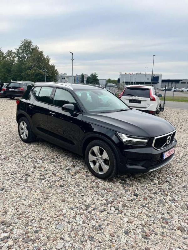 Melns Volvo XC40 2019 Kauņa, ar dzinēja tilpumu 1.97 L un nobraukumu 180 tūkst. km par 17600 €, foto 1 vietnē AUTOMOTO.COM.LV