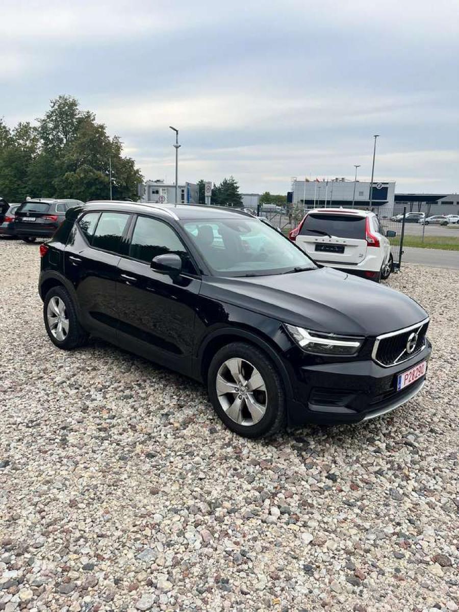 Melns Volvo XC40 2019 Kauņa, ar dzinēja tilpumu 1.97 L un nobraukumu 180 tūkst. km par 17200 €, foto 1 vietnē AUTOMOTO.COM.LV