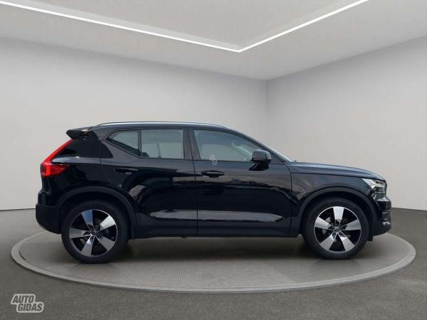Melns Volvo XC40 2019 Kauņa, ar dzinēja tilpumu 1.50 L un nobraukumu 86 tūkst. km par 28549 €, foto 6 vietnē AUTOMOTO.COM.LV