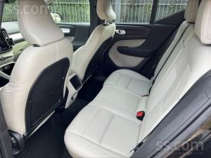 Black Volvo XC40 2019 in Riga, with an engine capacity of 2.00 L and mileage of 0 thousand km for 16950 €, photo 8 on AUTOMOTO.COM.LV