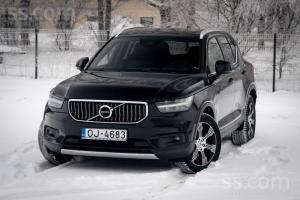 Black Volvo XC40 2019 in Tukums, with an engine capacity of 2.00 L and mileage of 141 thousand km for 19990 €, photo 3 on AUTOMOTO.COM.LV