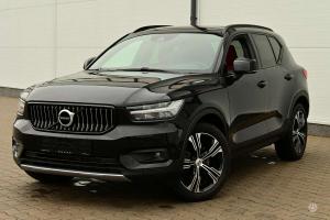 Black Volvo XC40 2019 in Kretinga, with an engine capacity of 1.97 L and mileage of 57 thousand km for 21599 €, photo 3 on AUTOMOTO.COM.LV