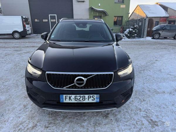 Melns Volvo XC40 2019 Tauragė, ar dzinēja tilpumu 1.97 L un nobraukumu 234 tūkst. km par 12800 €, foto 2 vietnē AUTOMOTO.COM.LV