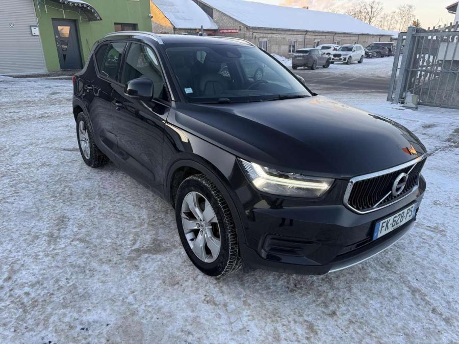 Melns Volvo XC40 2019 Tauragė, ar dzinēja tilpumu 1.97 L un nobraukumu 234 tūkst. km par 12800 €, foto 3 vietnē AUTOMOTO.COM.LV