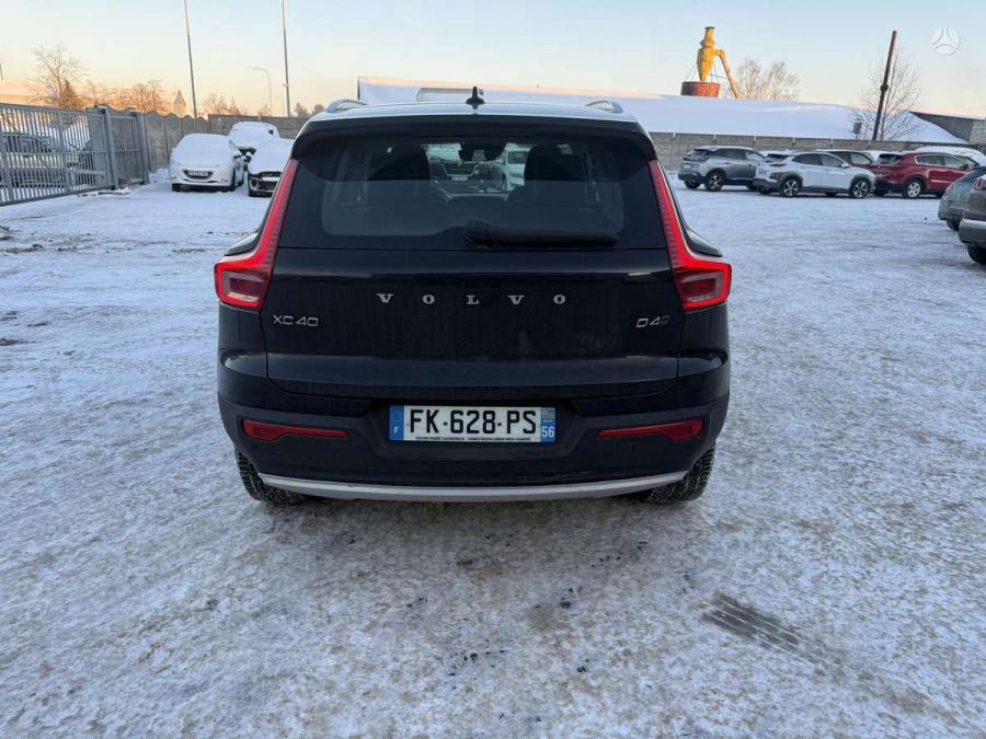 Melns Volvo XC40 2019 Tauragė, ar dzinēja tilpumu 1.97 L un nobraukumu 234 tūkst. km par 12800 €, foto 6 vietnē AUTOMOTO.COM.LV