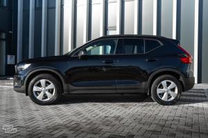 Melns Volvo XC40 2019 Viļņa, ar dzinēja tilpumu 2.00 L un nobraukumu 157 tūkst. km par 18000 €, foto 2 vietnē AUTOMOTO.COM.LV
